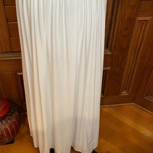 Morgan & Co. | Dresses | Morgan And Co Halter Lace Sequin Jersey Dress ...